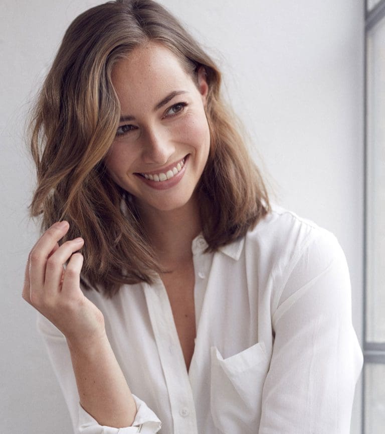 Stepney Green Dentist | Invisalign®, Bonding, Implants